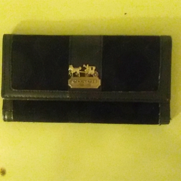Coach | Bags | Coach Leather Ware Signature Wallet | Poshmark